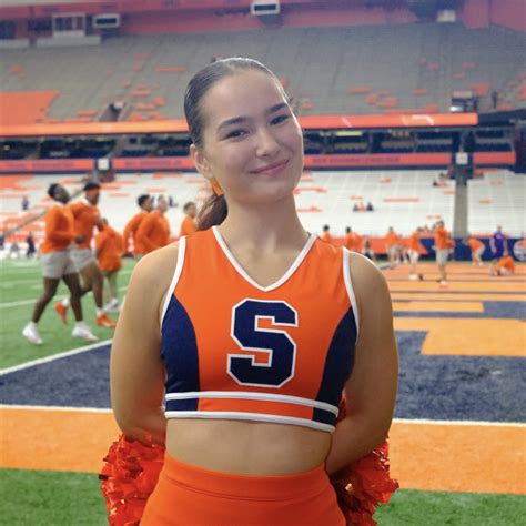 Bella Tabak Nil Profile Opendorse