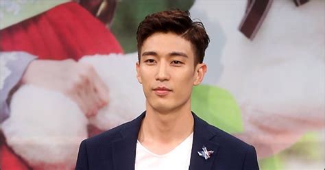 강경준 측 부적절한 대화 사생활 전속계약 연장 논의 중단[공식]