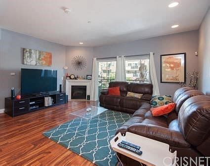 5703 Laurel Canyon Blvd Apt 202 Valley Village Ca 91607 Zillow