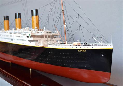 Titanic A Premium Model