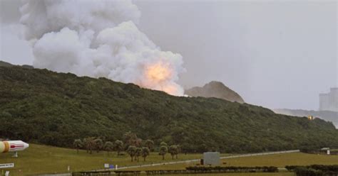 일본 개발 소형로켓 지상연소 시험 중 폭발