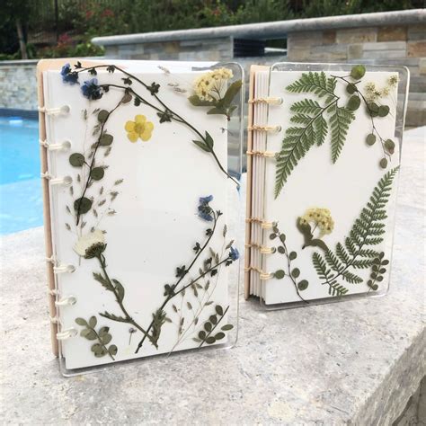 Resin Journals Diy Resin Projects Resin Crafts Tutorial Diy Resin Art