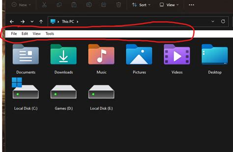 Is This Bar Normal Or Maybe A 3rd Party Program Is Causing It R Windows11