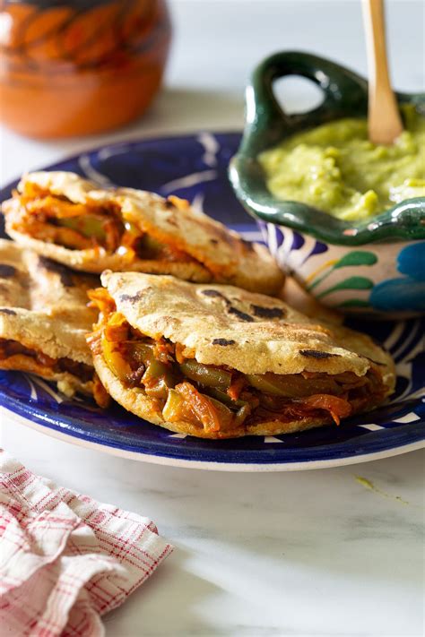 Chicken Gorditas De Pollo