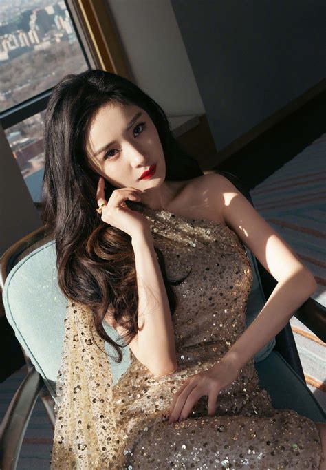 China Entertainment News Yang Mi At Brand Event