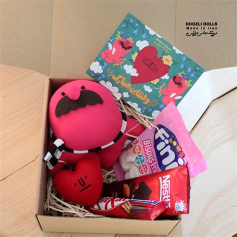 فروشگاه عروسک‌های دوزلی