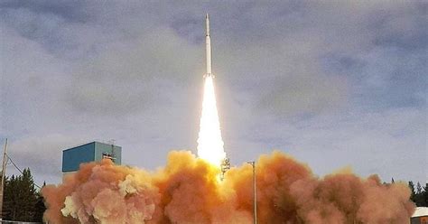 360 Rocket Video Lets You Space Out In All Directions Cnet