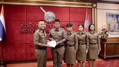 ผบ ตร มอบรางวัลตำรวจ บช น จัดกิจกรรมหนุ่มร้อยตกน้ำ