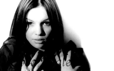 Amber Tamblyn Nue 57 Photos Biographie News De Stars Les Stars Nues