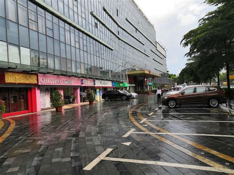 【7图】南头 高档社区楼下 8米大气门面 可做药店 保健 清吧 烘焙深圳南山南头方鼎华庭南山大道商铺商铺租售生意转让出租 深圳58同城