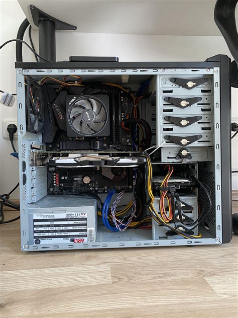 So My Cpu Temp Is Always Above 48 Mostly Idleing At 56°c Peak 79°c Even When The Side Is