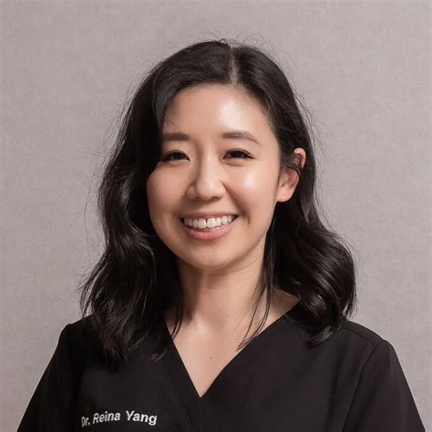 Dr Reina Yang Dentist Surrey Hills Specialist
