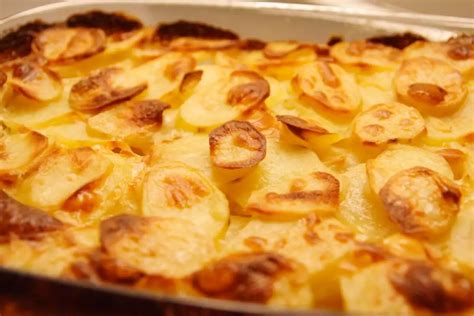 Запечени Картофи със Сирене и Кашкавал 36 Предложения Gotvach Bg