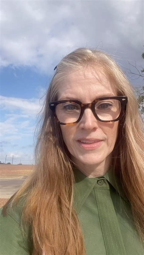 Julie Oliver Julieolivertx • Instagram Photos And Videos
