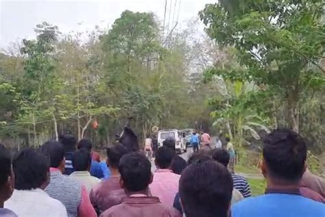 bjp tmc protested around bjp mla nikhil ranjan dey in cooch behar dgtld anandabazar