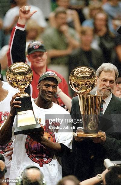 Michael Jordan Trophy Photos And Premium High Res Pictures Getty Images