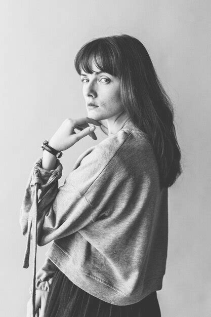 Premium Photo Woman In A Gray Long Sleeve Shirt