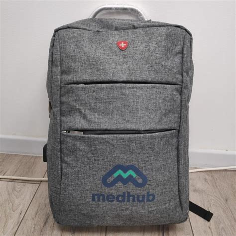 תיק גב למחשב נישא הדפסת לוגו על תיקים מוצרים ממותגים לדוגמא סוויס Swiss תיקי מחשב שקף אקשן