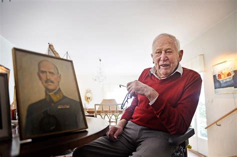 Svenske Krigshjälten Jan Danielsen Död Krigade Mot Hitler