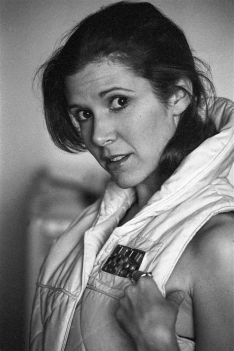 Remembering Carrie Fisher Years After Her Passing Mickeyblog Com