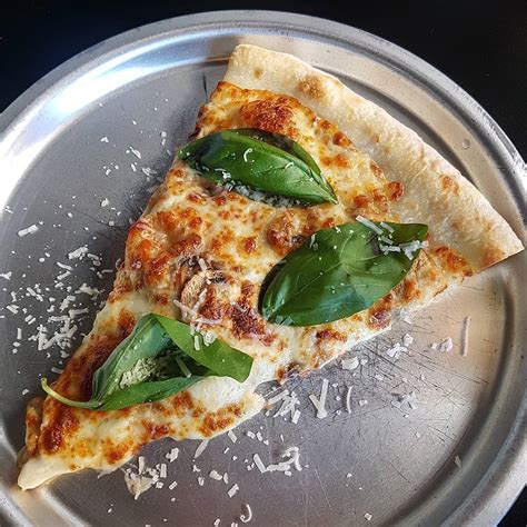 한 조각의 매력 조각 피자 맛집 Best 5 식신