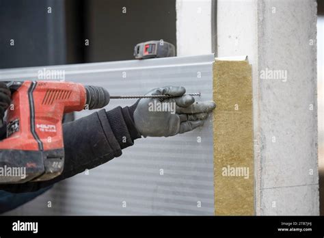 Insulating Cladding Panels For Industrial Buildings Sandwich Panels With Steel Facings And Insulating Cladding Panels For Industrial Buildings Sandwich Panels With Steel Facings And