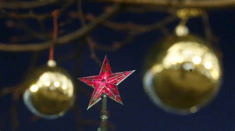 უნივერსალური ბოლშევიკური მიგნება როგორ ჩაანაცვლა სსრკ მ შობა ახალი წლით