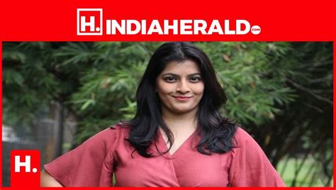 పెళ్లి అనేది ఒక బూతు సంచలన వ్యాఖ్యలు చేసిన వరలక్ష్మీ