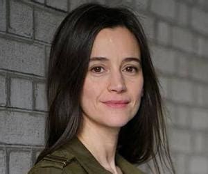 Actors Born April 1