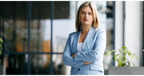 Цялото семейство на македонския министър Божиновска са български граждани