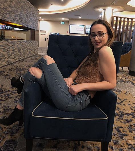 Smirk Porn Pic Eporner