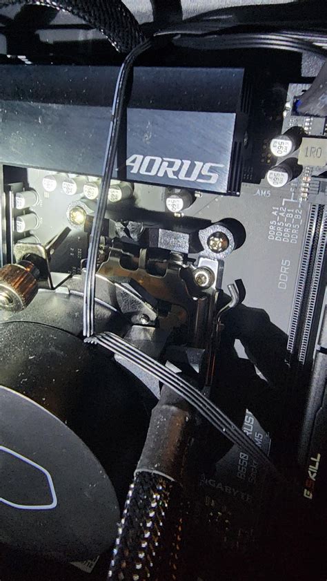 Broken Am5 Mounting Bracket Rcoolermaster