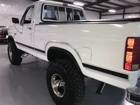 1986 Bull Nose 4x4 Lifted Shortbed V8 Xlt Lariat Pickup For Sale