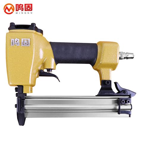 鸣固 钉枪f30直钉抢气排枪马钉抢码钉枪气钉抢钢钉枪蚊钉枪钢钉木工工具 f30k直钉枪 融创集采商城