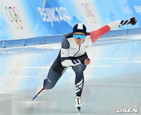 사진 1000m 역주하는 차민규