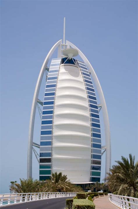 How To Visit The Burj Al Arab The Worlds Most Luxurious Hotel Dubai