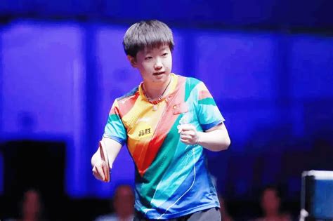 国乒26岁世界冠军创历史，孙颖莎一骑绝尘，王曼昱跌至第五陈梦竞争排名