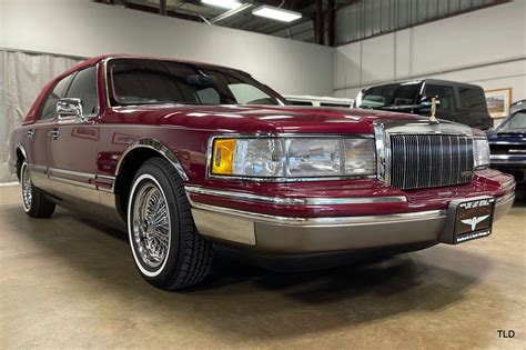 1991 Lincoln Town Car