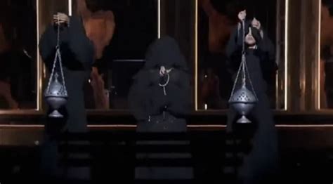 Internautas Acusam Madonna De Realizar Ritual Satânico Durante Show No
