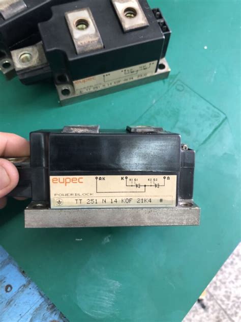 Stock Eupec Tt251n14kof21k4 Tt 251 N14kof 21k4 Igbt Module