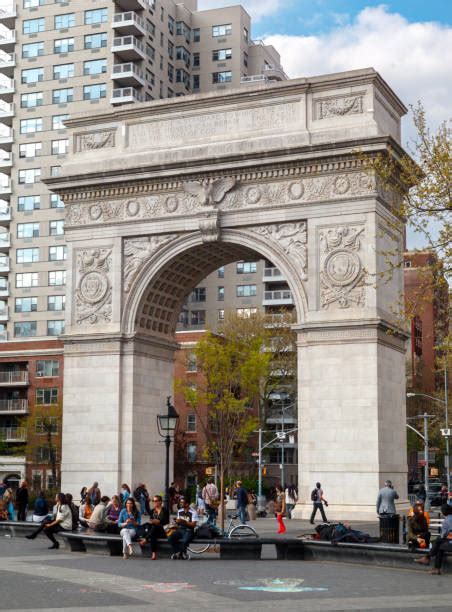 850 Washington Square Park Arch Fotos De Stock Imagens E Fotos