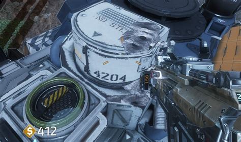 Why Doesnt The Pilot Pull The Access Hatch And Shoot The Ions Brain