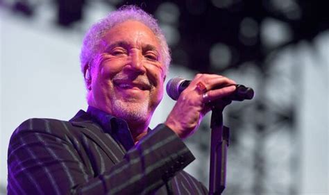 Tom Jones Tickets For New Uk Shows On Sale Now Heres Where To Get