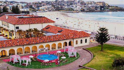 Bondi Beach Is Hosting A Massive Hot Tub Party For Valentines Day