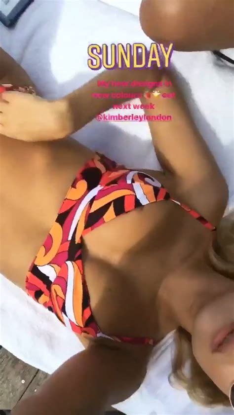 Kimberley Garner Nip Slip 6 Pics S Thefappening