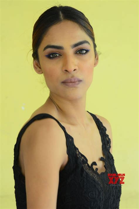 Actress Nasreen Shaik Hot Stills From Naa Peru Raja Movie Logo And