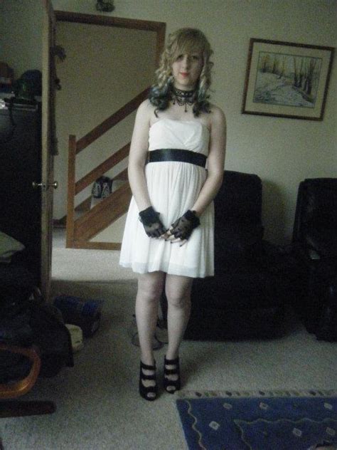 Old Prom Photo By Yukinoposhottie On Deviantart
