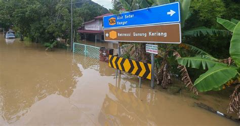 Kota Setar Still Hit Hard As Number Of Kedah Flood Victims Decline