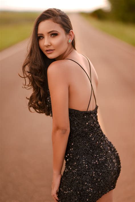 15 Anos Mirella Ensaio De 15 Anos Realizado Em Patos De Minas