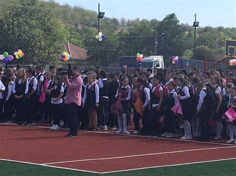 Investiția în Educație O Prioritate Pentru Comuna Peștera Dezvaluiriro